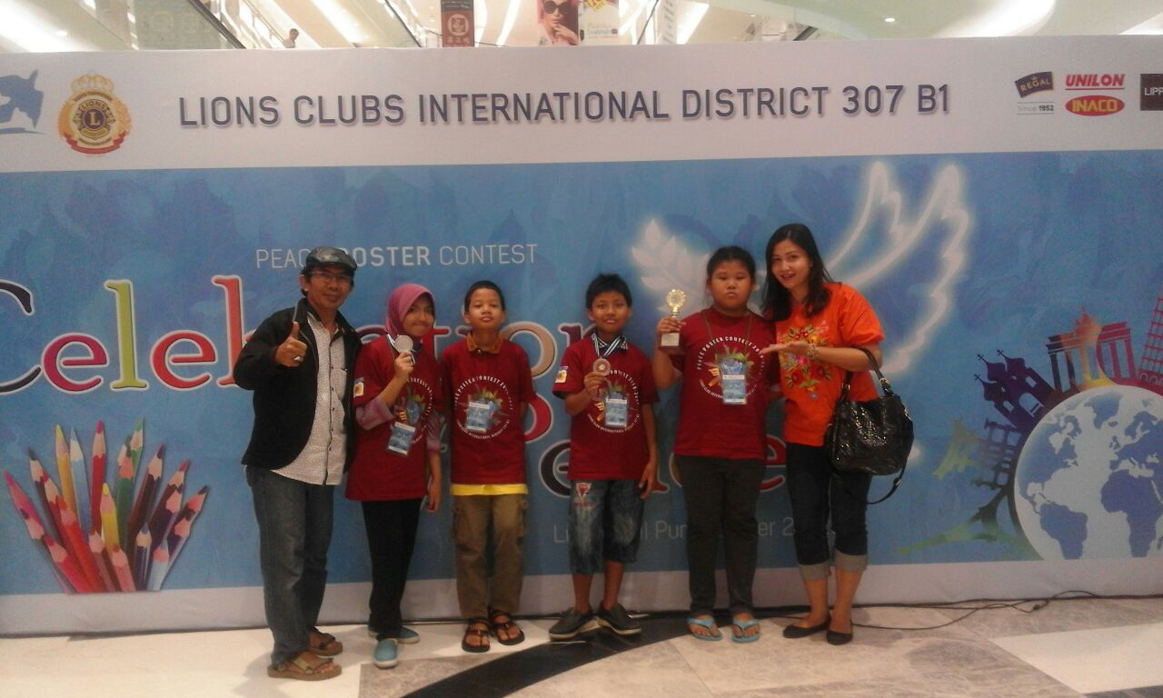 "Peace & Poster Contest" SDLB Santi Rama - Santi Rama