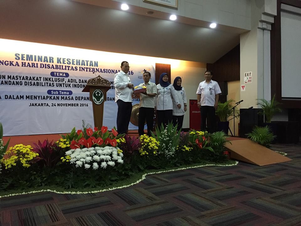 Seminar Hari Disabilitas Internasional - Santi Rama